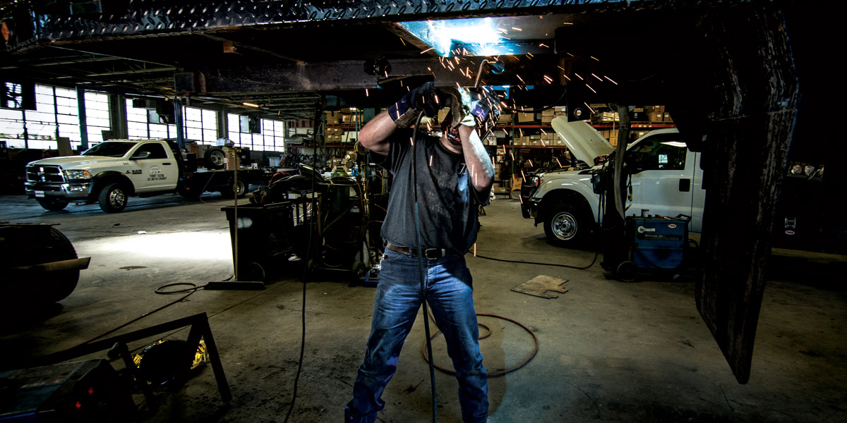 Custom Truck Fabrication - Truck Outfitters